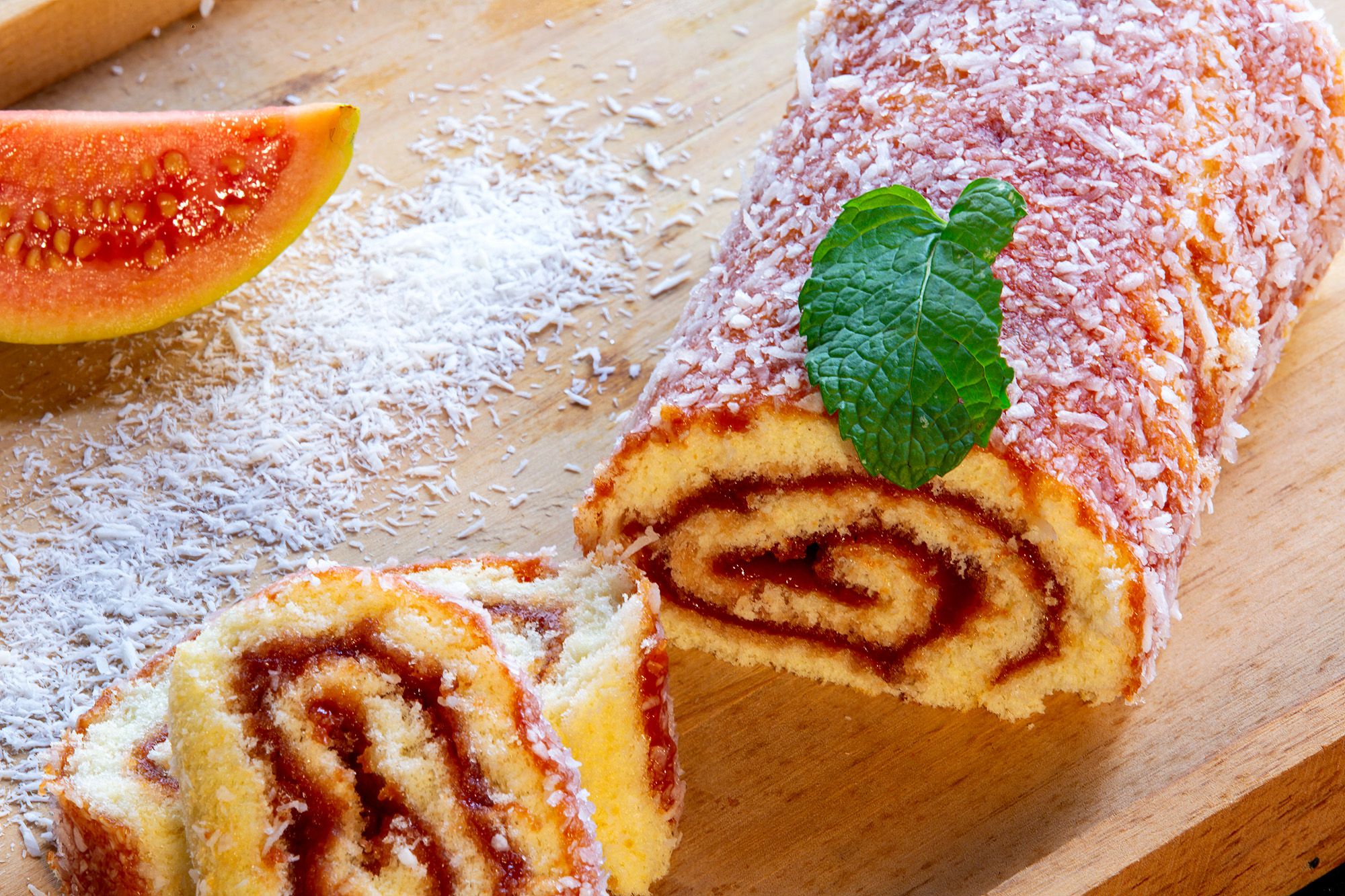 32 Food & Drinks To Try While In The Bahamas | SANDALS